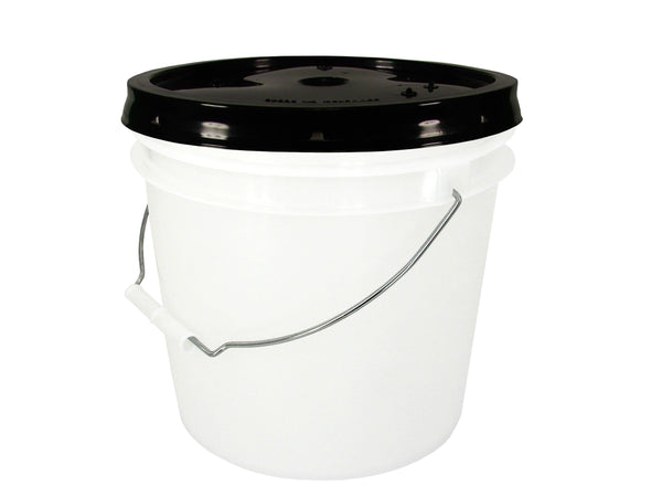 2 Gallon Bucket With Snap-On Lid – TankBarn